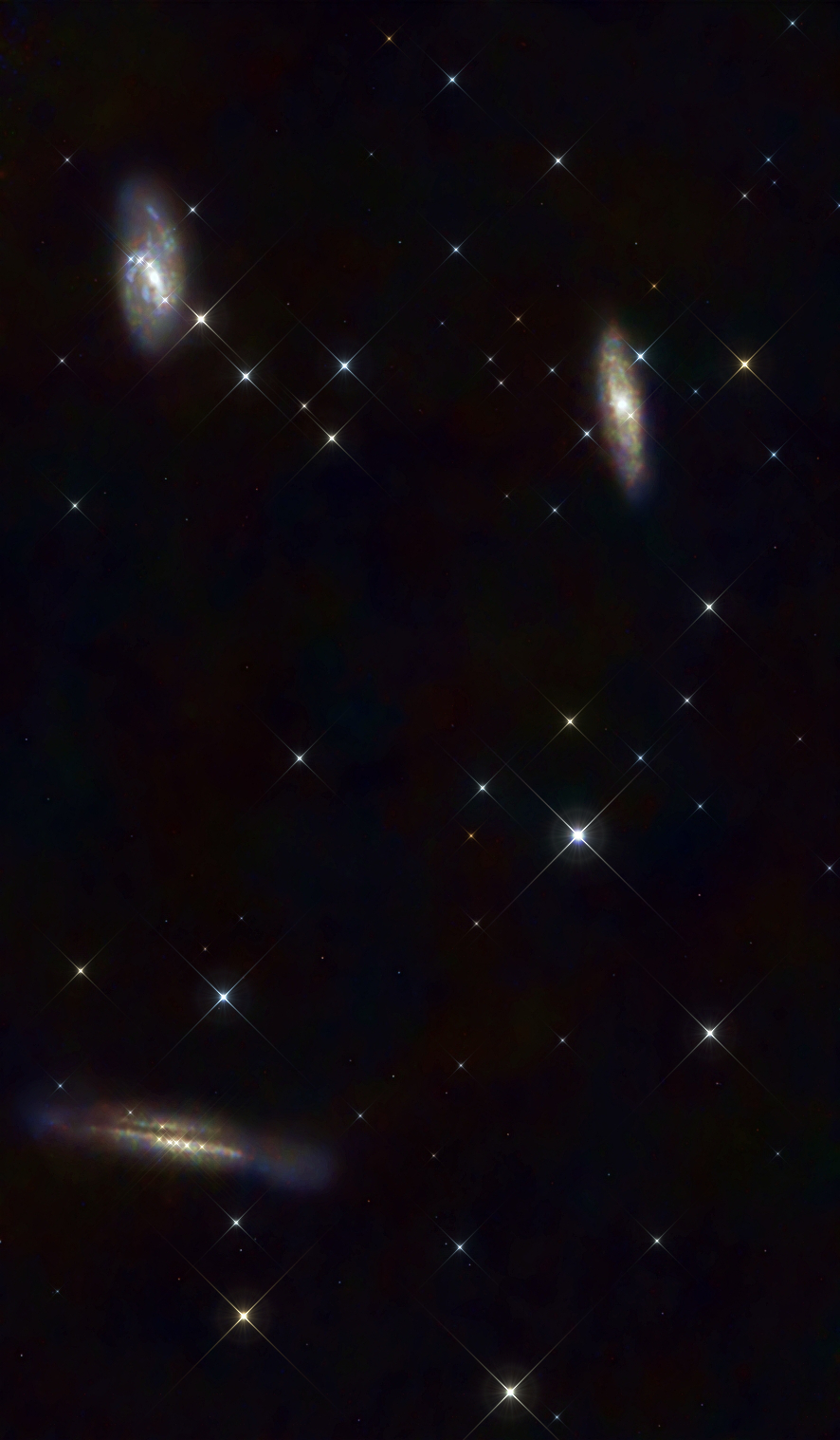 Leo Triplet Neubearbeitung mit StarSpikes 4 Plus.