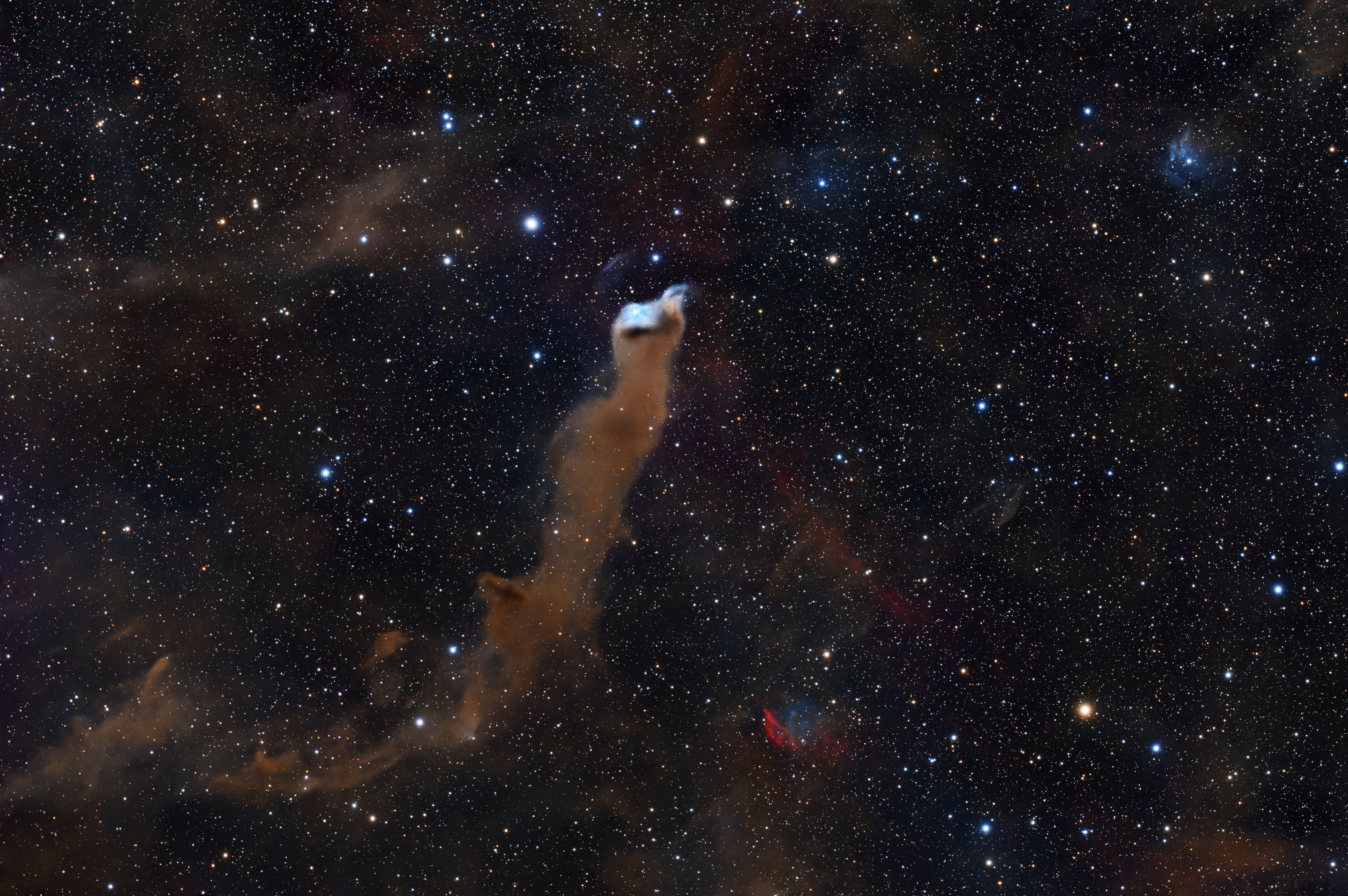 VDB152，a mysterious deep space object in Constellation Cepheus. Really ...