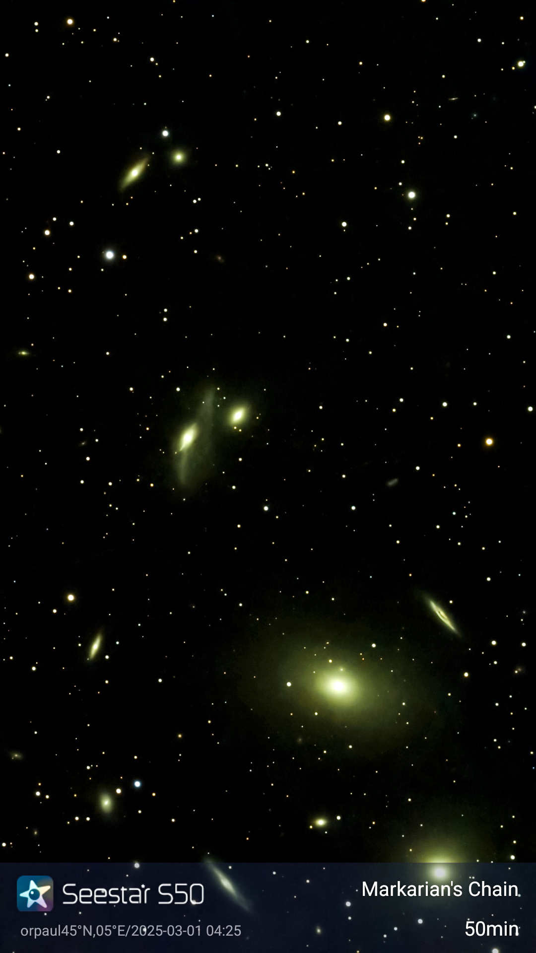 La chaîne de Markarian est un ensemble de galaxies appartenant à l'amas de la Vierge. Elle doit ...